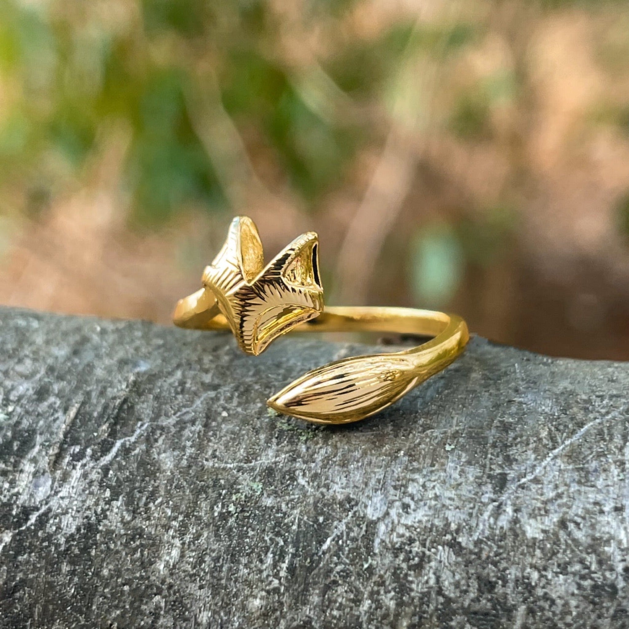 Gold Fox Tail Ring – Forest Project