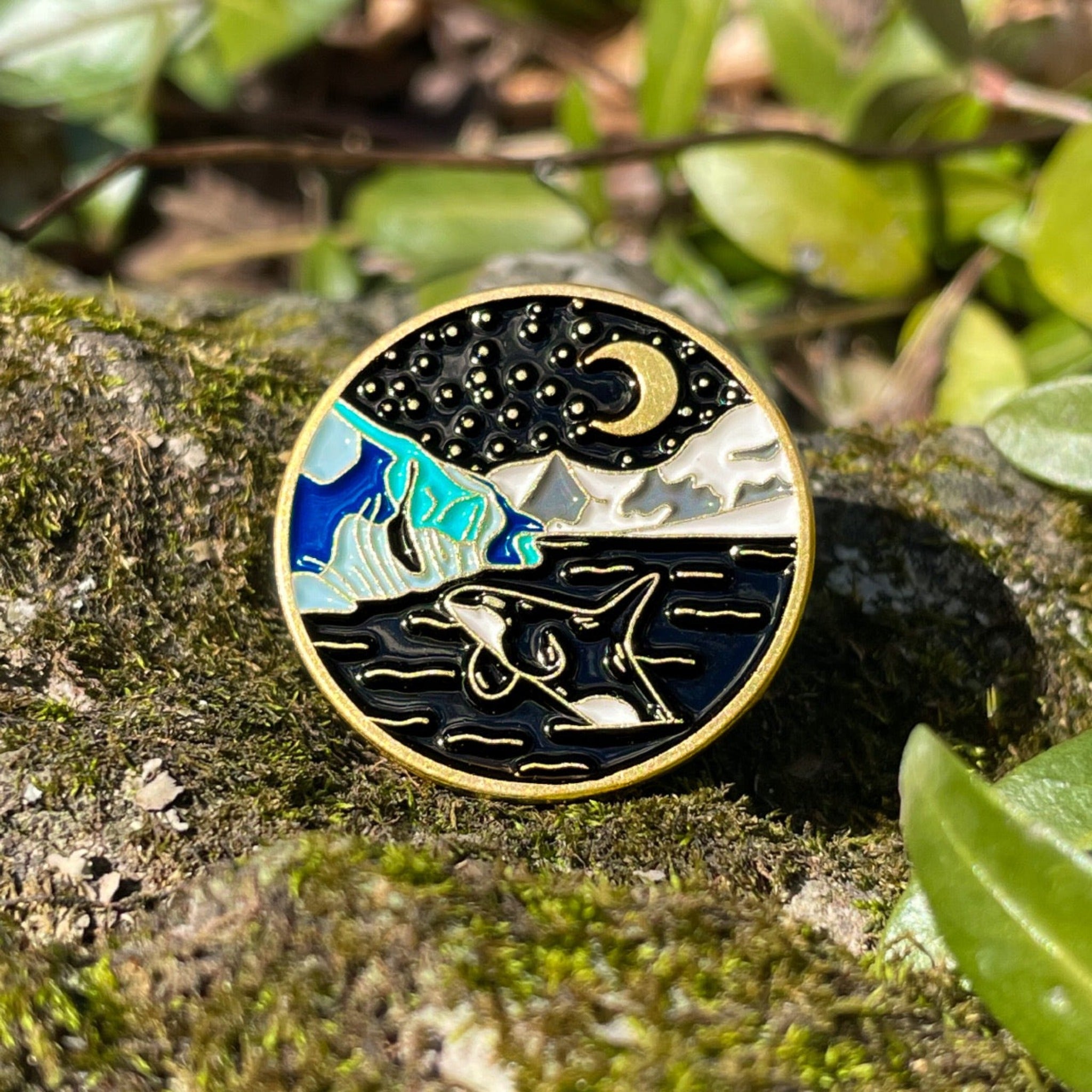 Starry Night in the Arctic Pin – Forest Project